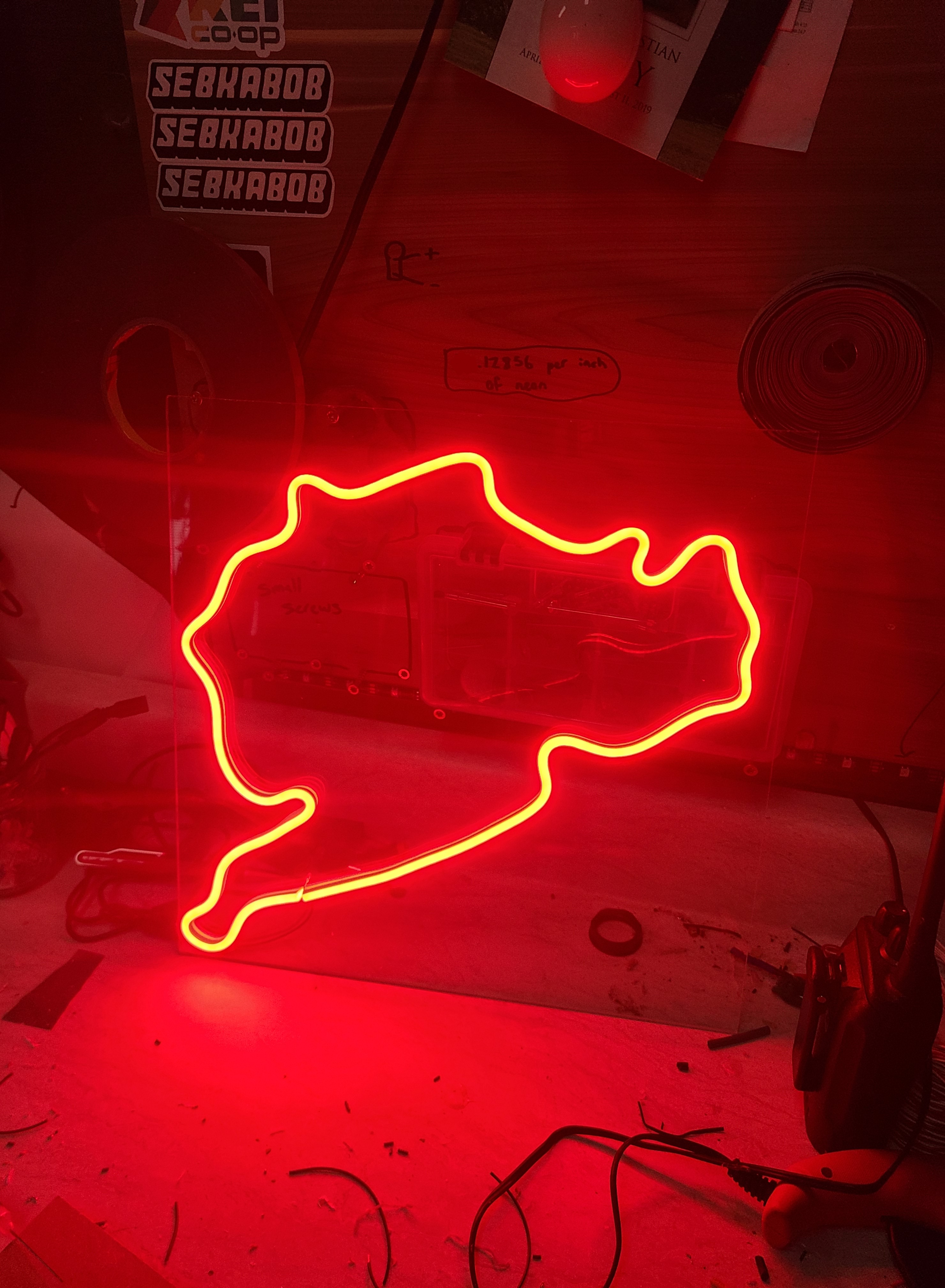 Neon Signs – Sebastian Forenza